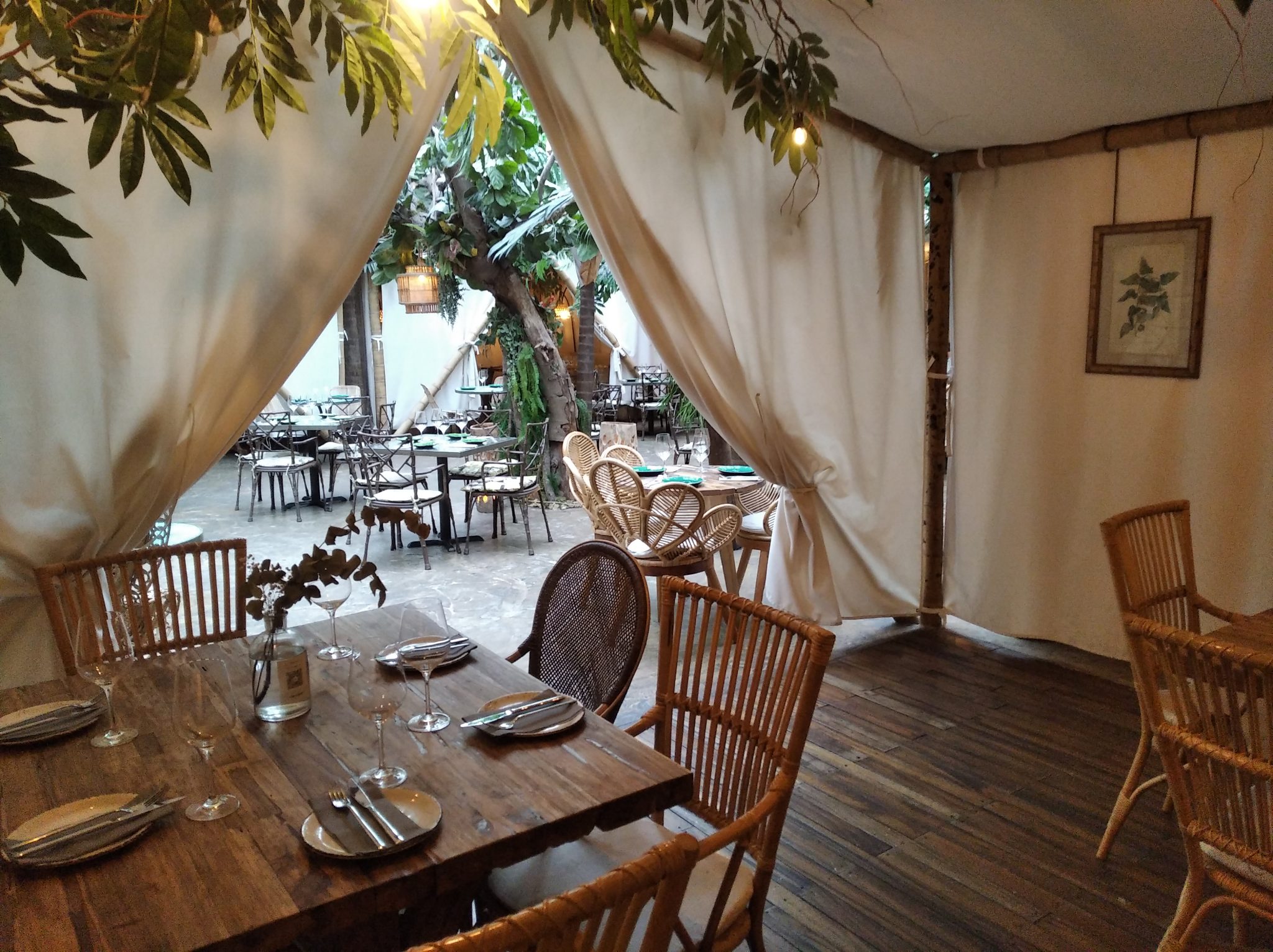 Restaurante VOLTERETA / Bali – MAQ OBRAS REFORMAS INTEGRALES